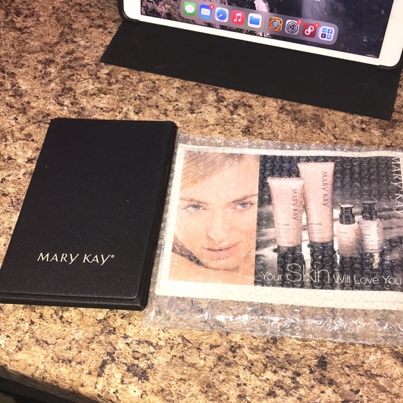 Mary Kay | Makeup | Vintage Mary Kay Mirror With Stand In Bubble Wrap ...